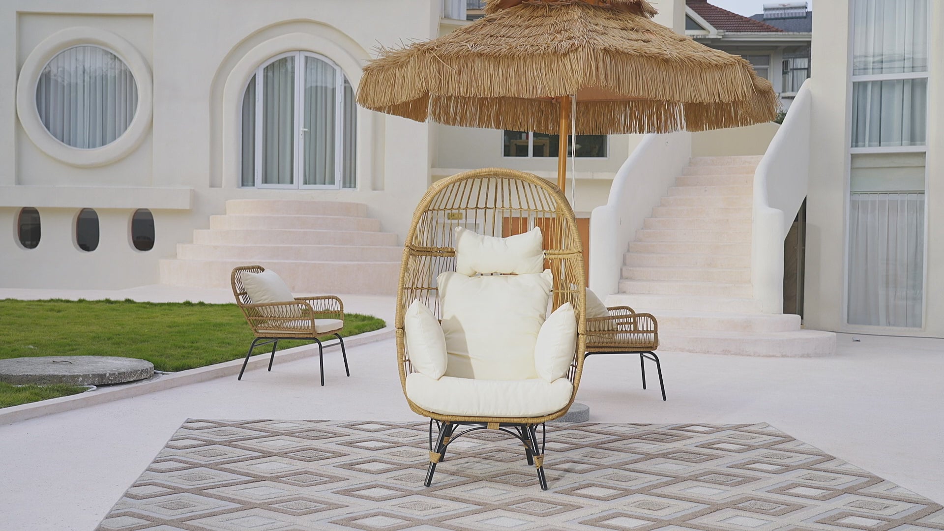 FINCATI Oversized Boho Stationary Wicker Natural Yellow Egg Chair for